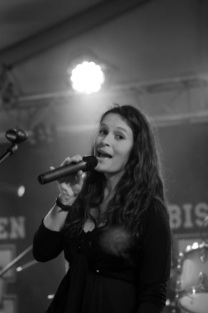 Nina – Late Night .rocks